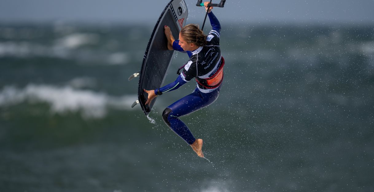 Defender GKA Kite-Surf World Cup