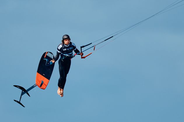 Defender GKA Kite-Surf World Cup